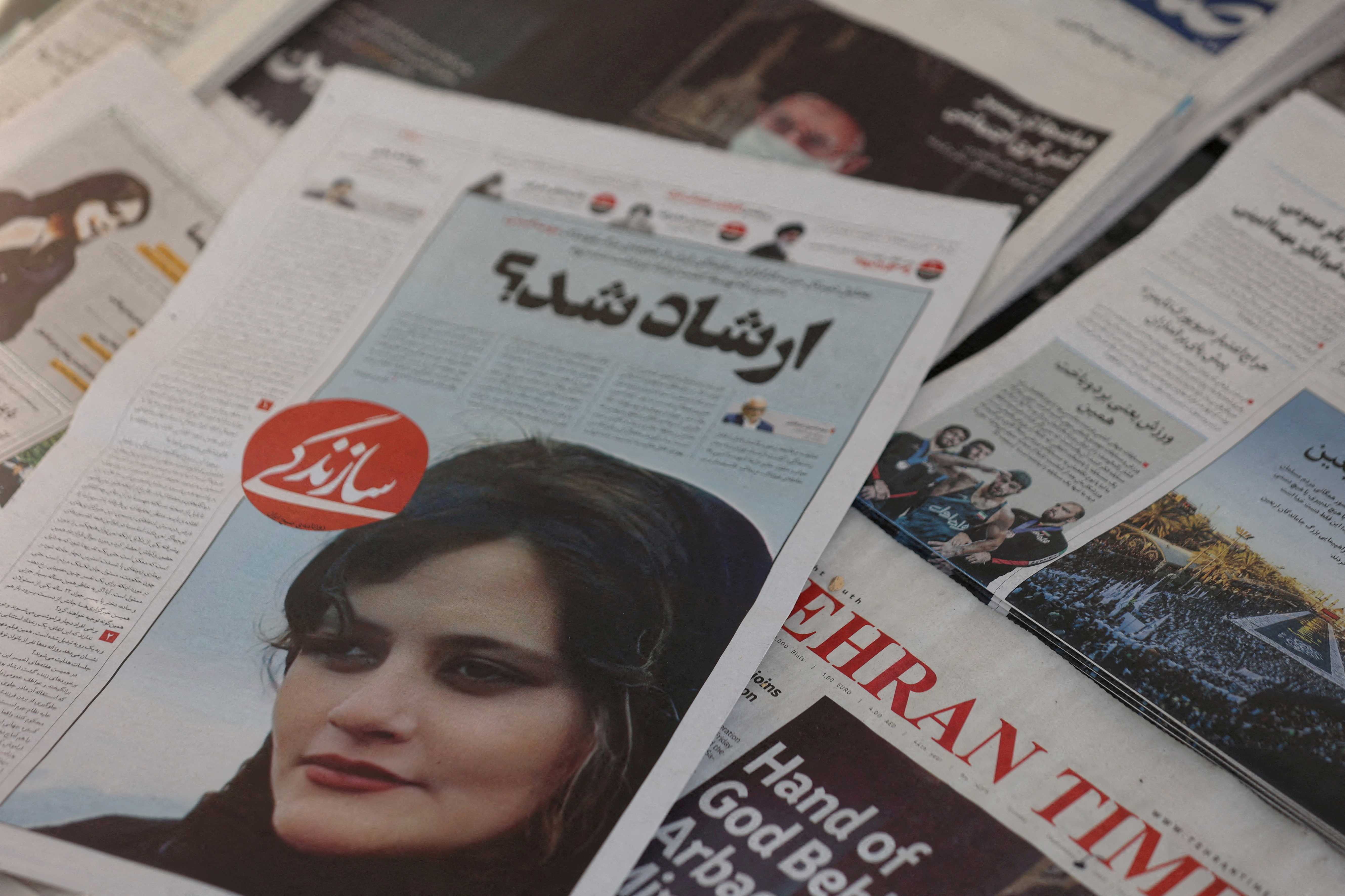 Iranian journalist who broke news on Mahsa Amini pays heavy price ...