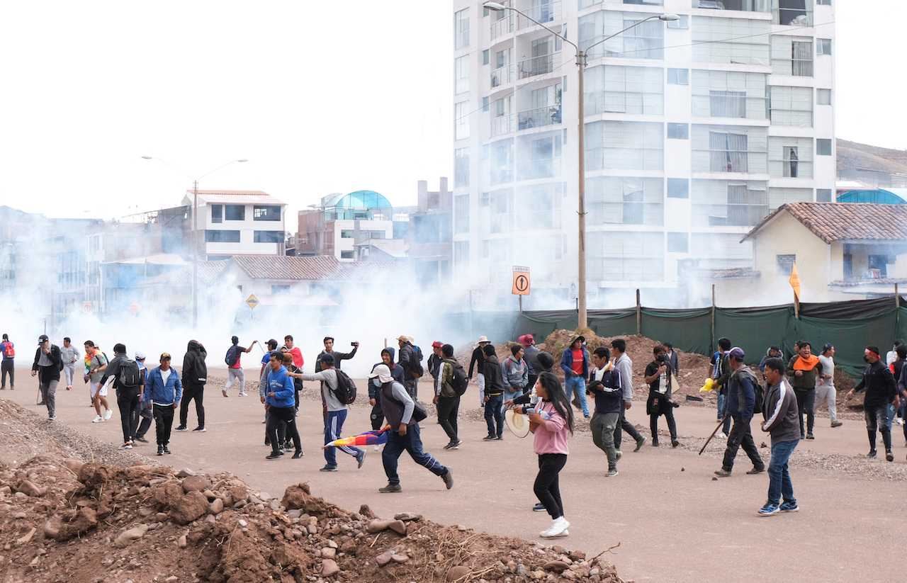 Peru declares state of emergency as ousted leader remains in prison ...