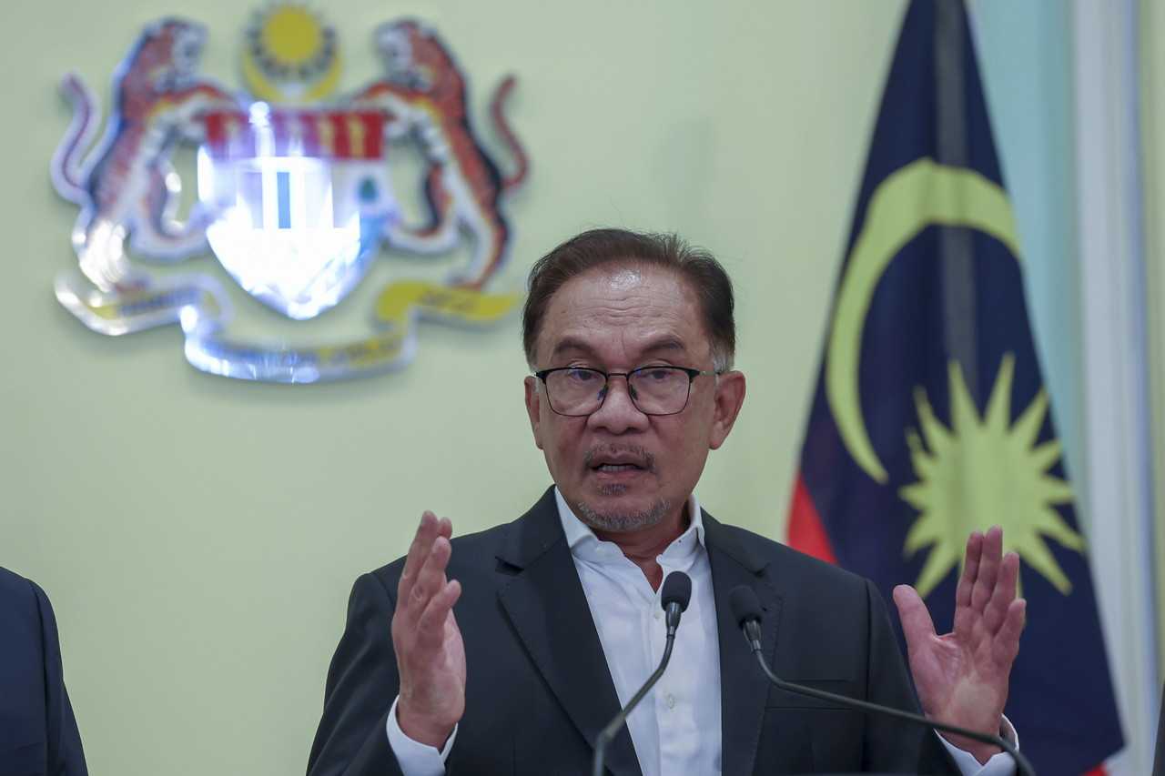 PM defends Covid-19 checks on inbound travellers | MalaysiaNow