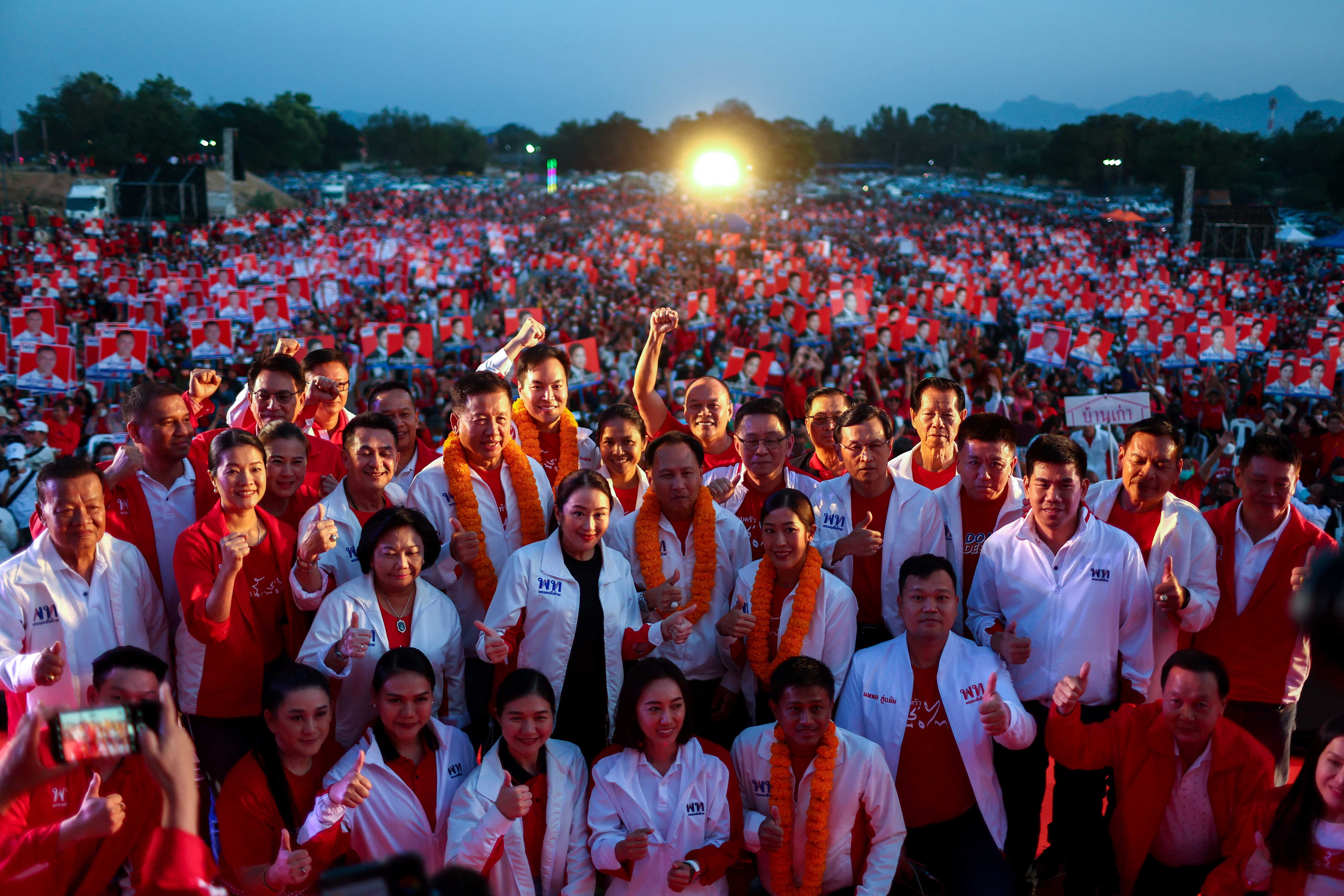 Daughter of Thaksin banking on nostalgia to win Thailand election ...