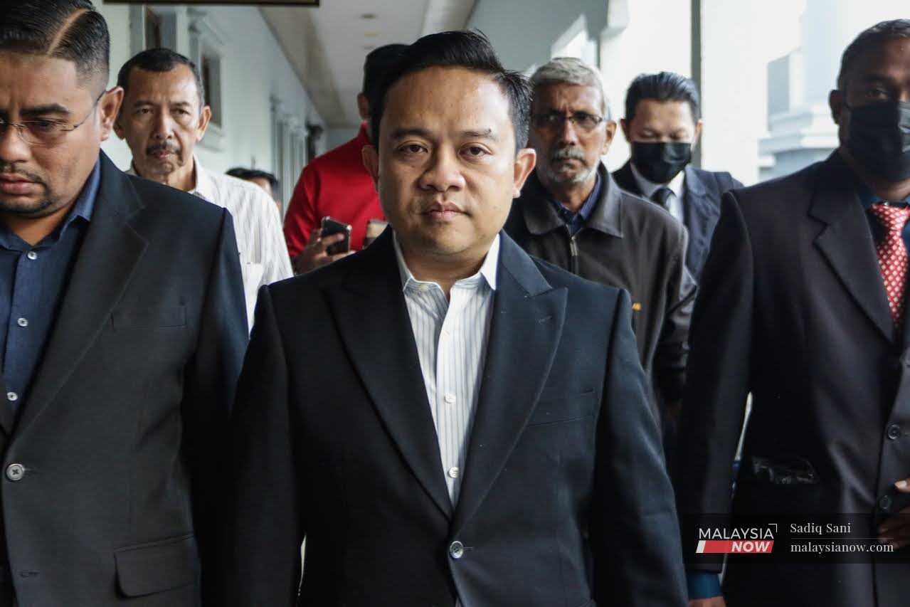 Wan Saiful charged with RM6.9 million bribery | MalaysiaNow