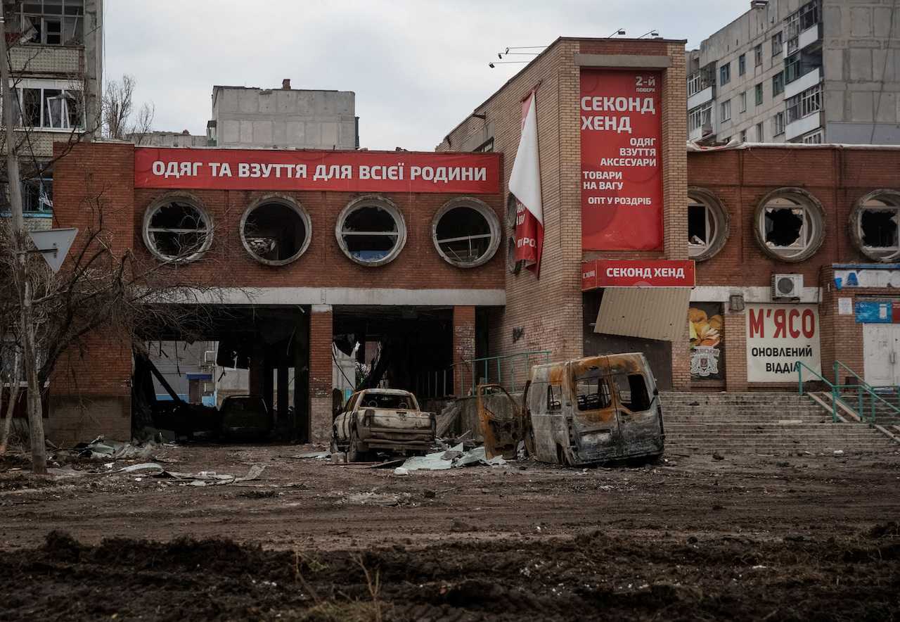 Ukraine says Russian forces making progress in frontline city of ...