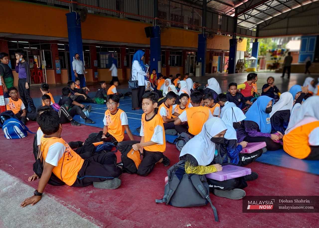 Education ministry repeats call for schools to avoid outdoor activities ...