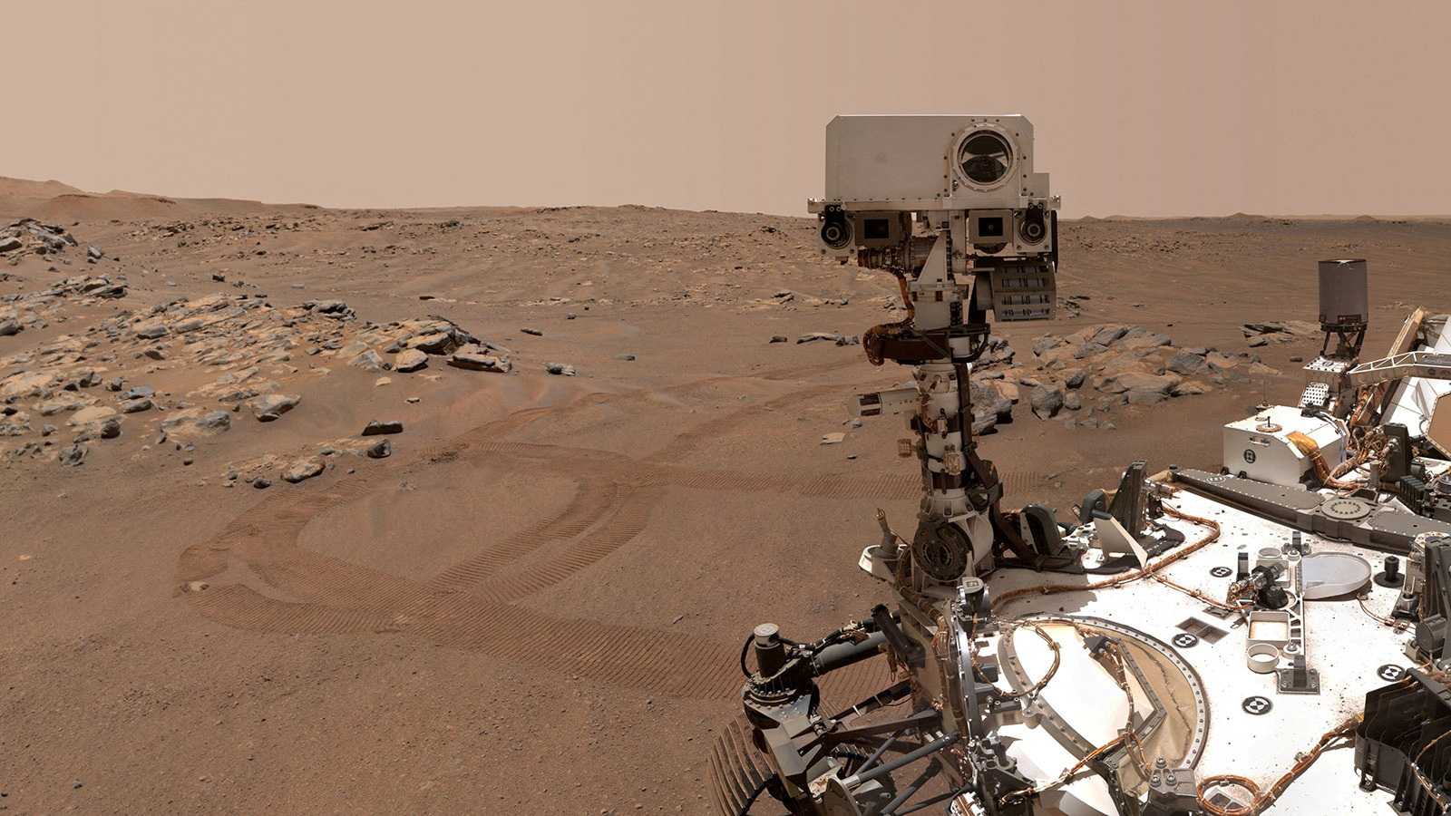 Nasa rover reveals new evidence about organic molecules on Mars ...