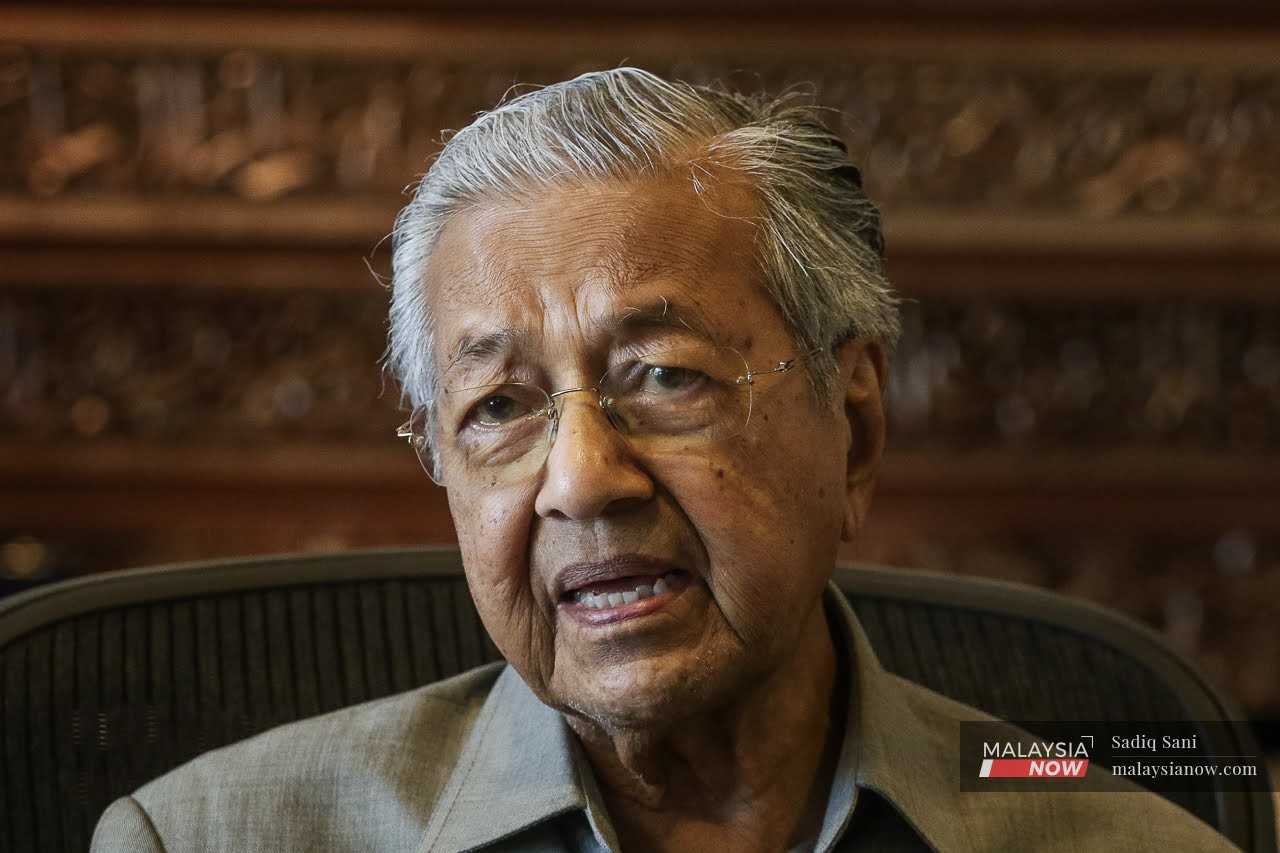 Why the silence from PH leaders if I abused my power, Mahathir asks after Anwar claims on Zahid ...