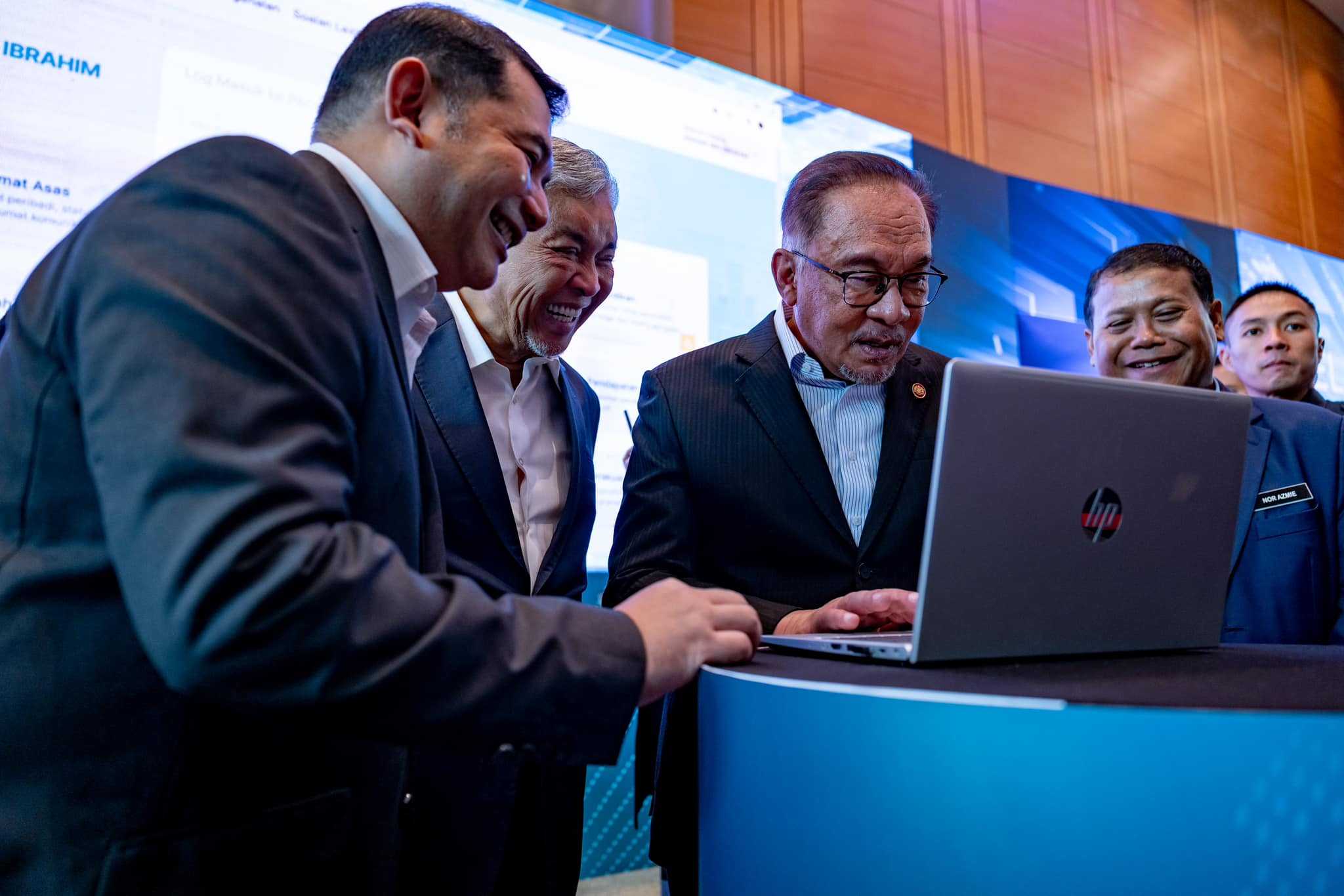 Bimbang keselamatan data, ramai enggan isi maklumat tepat dalam PADU ... Bimbang keselamatan data, ramai enggan isi maklumat tepat dalam PADU ...